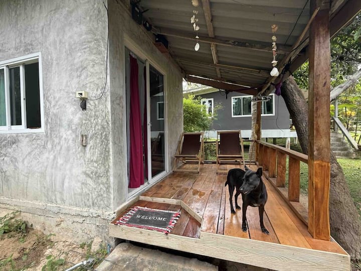 Economy Class Home With Porch W5 - Ko Pha Ngan
