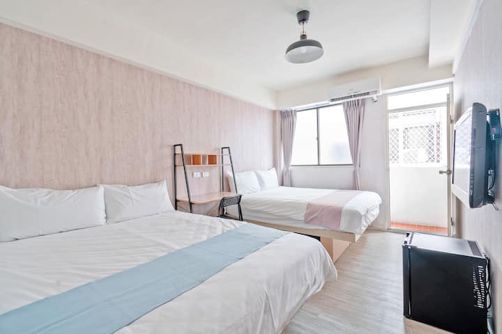 Taichung Elevator 8 People (2 Suites) With Balcony - 梧棲區