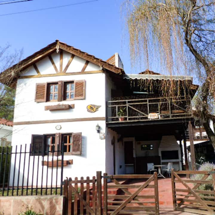 Cabaña Céntrica, Pile Climatizada, Zona Tranquila