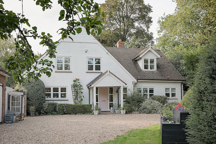 New England Style House - Buckinghamshire