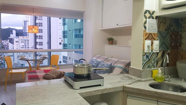 Mr08 Prédio Frente Mar, Loft Casal. ÓTimo Local. - Balneário Camboriú