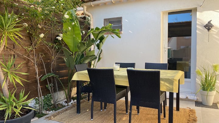Suite Avec Entrée Indépendante, Avec Jardin - Hyères