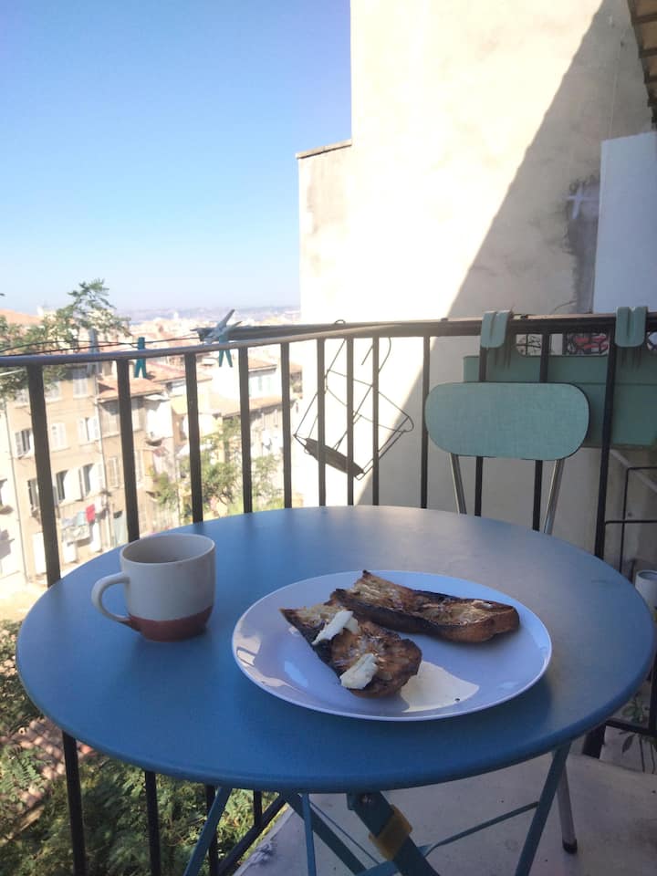 Appartement Entier / 3 Chambres - Marseille