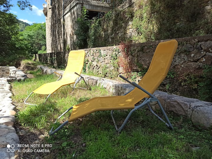 Moulinage "L'huile Et Leau"
Gîte Le Volane
2 à 4p - Antraigues-sur-Volane