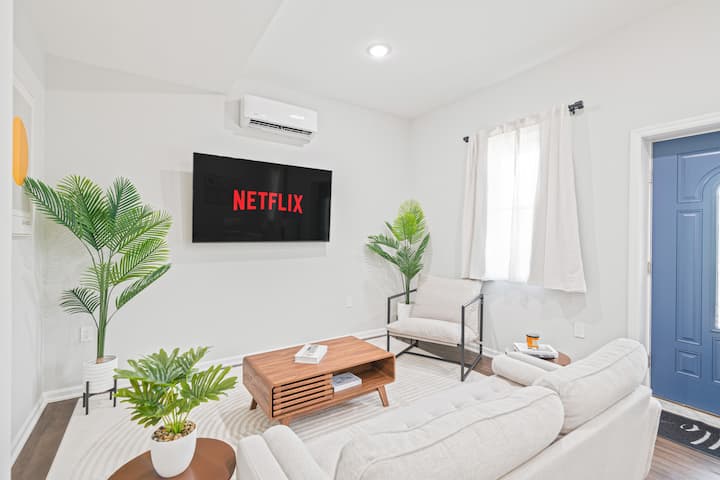 Free Street Parking|private Entrance|20 Min To Nyc