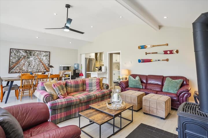 Family Cottage 50m To Lake & 15 Min To Gravenhurst - Gravenhurst