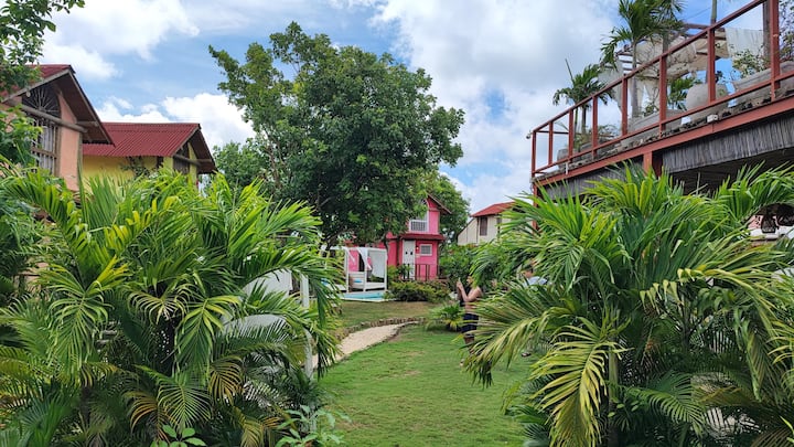 Garden View Villa At Tiny Village Cartagena - Colombia