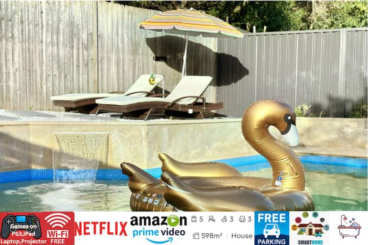 Golden Swan Pool/spa Smart House With Toys & Games - Gordon