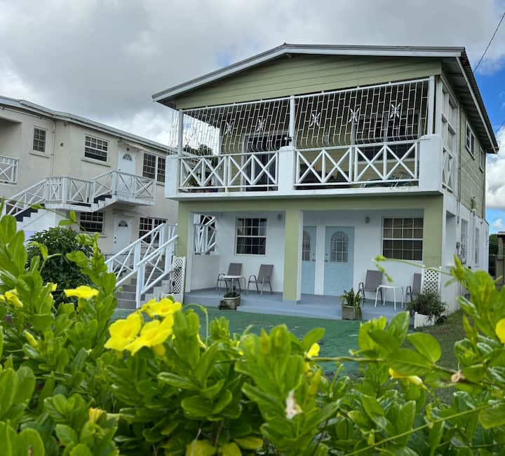 Home On The Hill - Ac, Near Beaches & Airport - Barbados