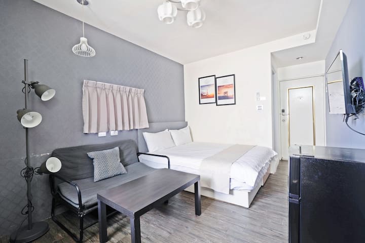 Taichung Elevator 6-8 People(3 Suites)with Balcony - Daya District