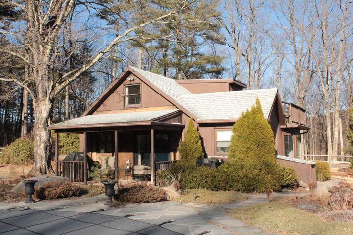 Cold Brook Cottage - Phoenicia, NY