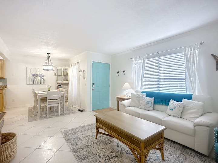2 Bedroom/2 Bath | Dog-friendly | Walk To Beach - St. Augustine, FL