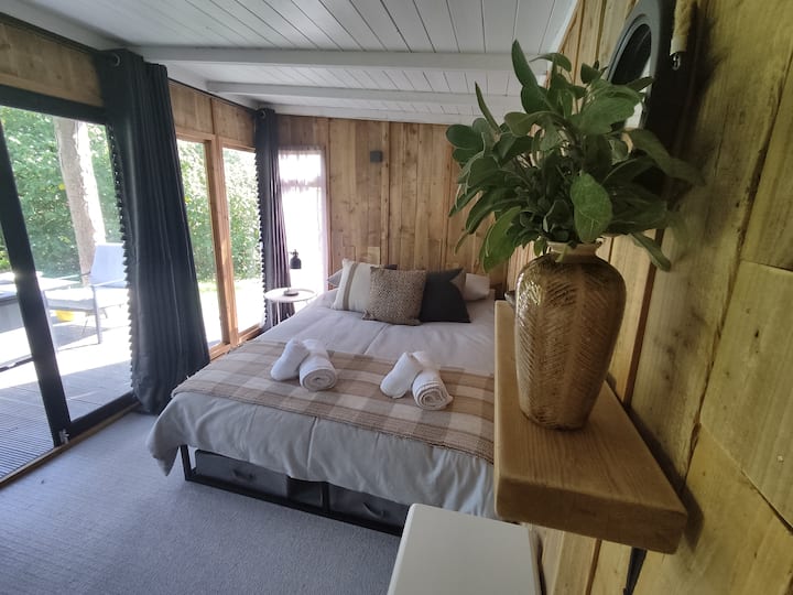 Hot Tub Ready On Arrival At Cute Hideaway Orchard! - Somerset
