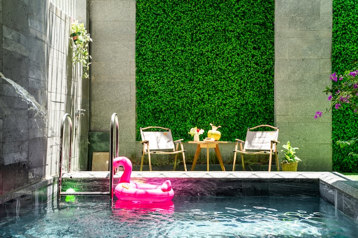 Entire Pool Villa Walk To My Khe Beach, Full Ac - Vietnam