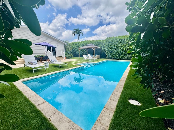 Gorgeous Beach Spot Heated Pool, Hot Tub*, Gazebo - Fort Lauderdale
