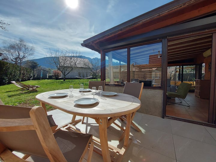 Coté Calme Avec Grand Jardin - Doussard