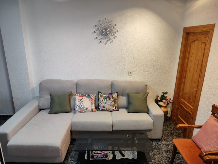 Planta Baja En Dúplex, Con Patio - Cartagena