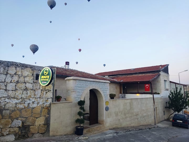 Balloon Viewing During Breakfast, Cappadocia - Avanos