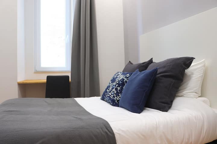 Spacious 30 Days+ Rental -Ultra-fast Wifi- Central - Lisbonne