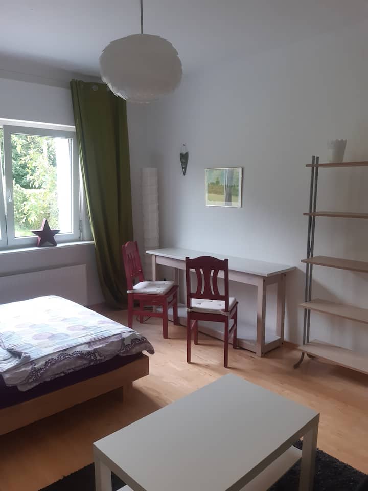 Feines Und Ruhiges Zimmer - Arnsberg