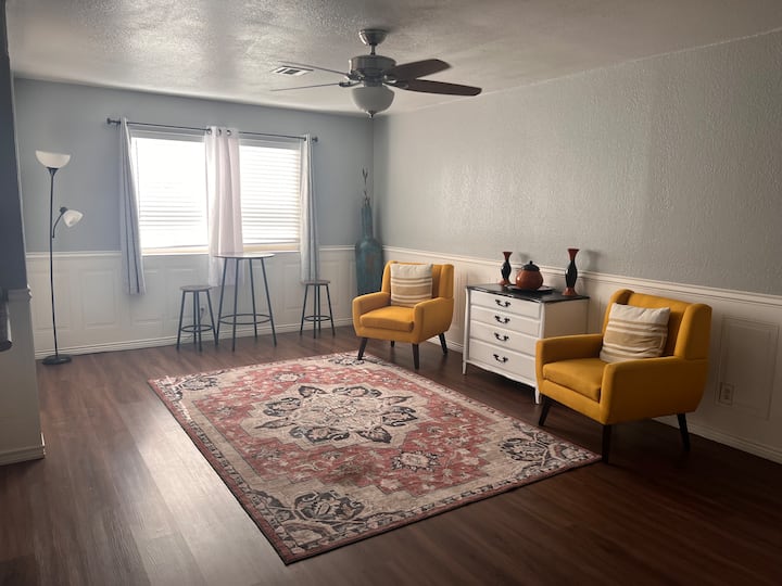 Private Pool Retreat | 3br Home Sleeps 8 | Firepit - Yuma, AZ