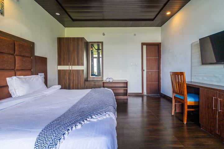 Mukteshwar Budget Room In Resort - Mukteshwar