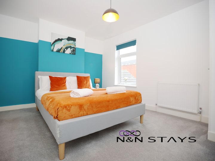Ideal For Contractor| Long Stays Discount |Parking - Swindon
