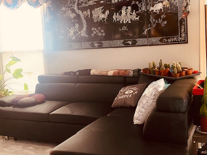 12x12 Private Bedroom & Bathroom - Woodbridge, VA