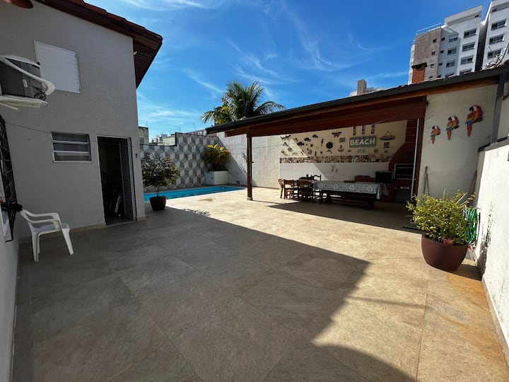 Casa Indaiá Próxima à Praia. - Caraguatatuba