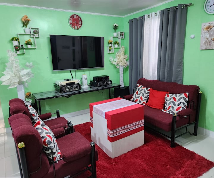 Spacious & Fully-furnished Vacation House - Arayat