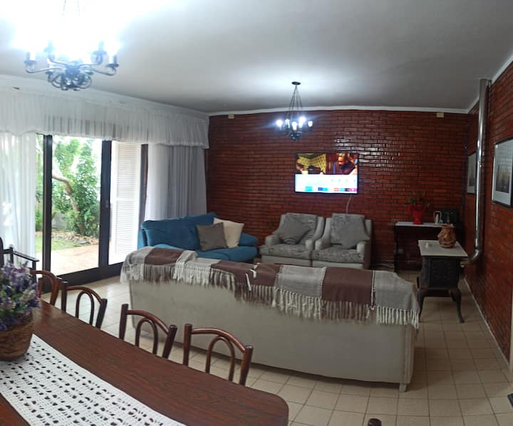 Casa C/ Piscina Próximo  Ao Mar E Lago Braço Morto - Tramandaí