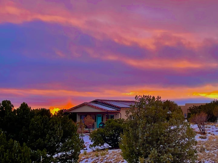 Casita Del Sol - Exceptional Santa Fe Casita - Santa Fe, NM