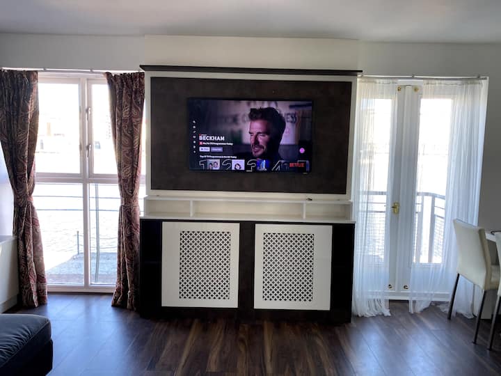 River View 2 Bed Apartment- London Excel/ O2 - Woolwich