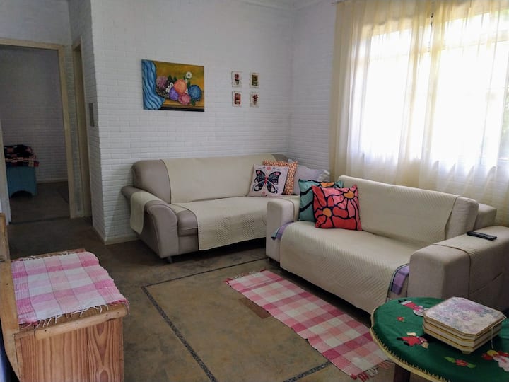 Sítio Em Cajuri, Para Descansar Em Família! - Coimbra