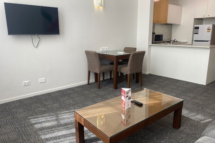 Melbourne Cbd - One Bedroom Apartment - Melbourne