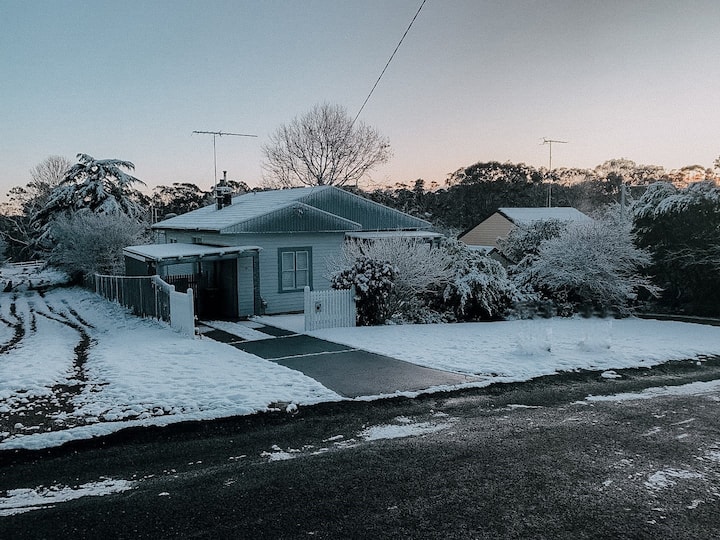 Letitia Cottage: Katoomba, Blue Mountains - Katoomba