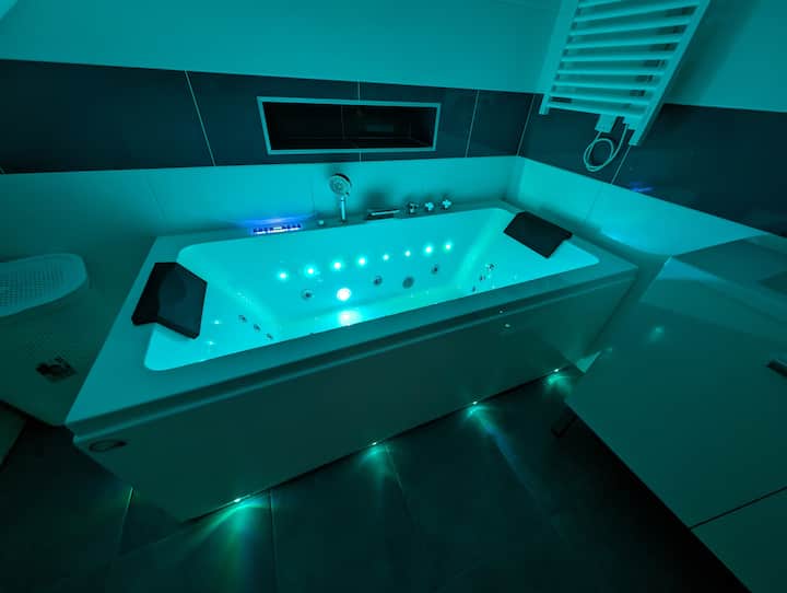 Centre-ville Spa 90m2 Luxury - Troyes