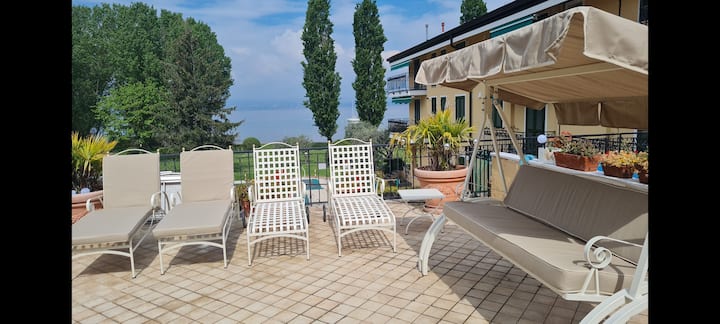 Sirmione Big Terrace Pool Is Now Openedbicicles - Sirmione
