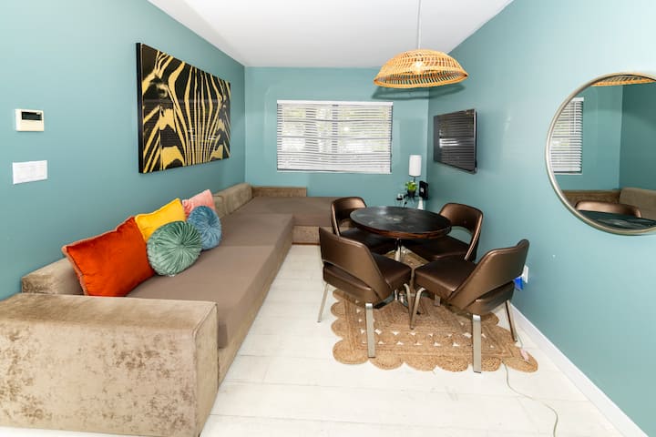 Family 2 Bedroom On 5th - Miami Beach, FL
