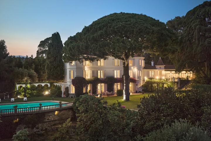 Magnificent Chateau With Sea Views - Cannes