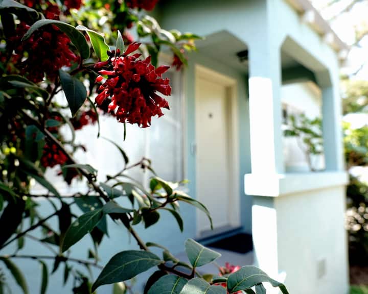 Garden Cottage - Berkeley, CA