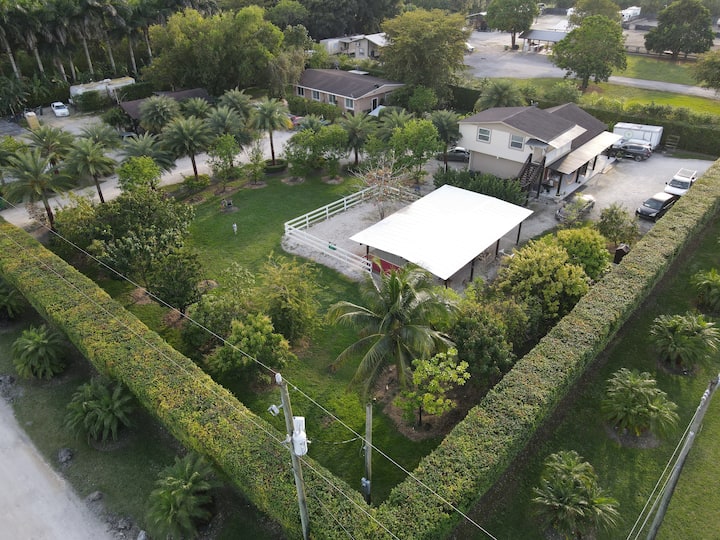 Homestead Luxury Ranch Gateway | Paradise - Everglades National Park, Florida