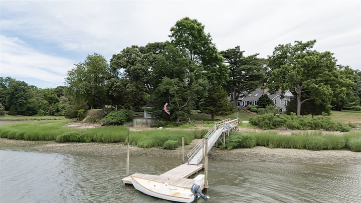 Waterfront Paradise In St James - Stony Brook, NY