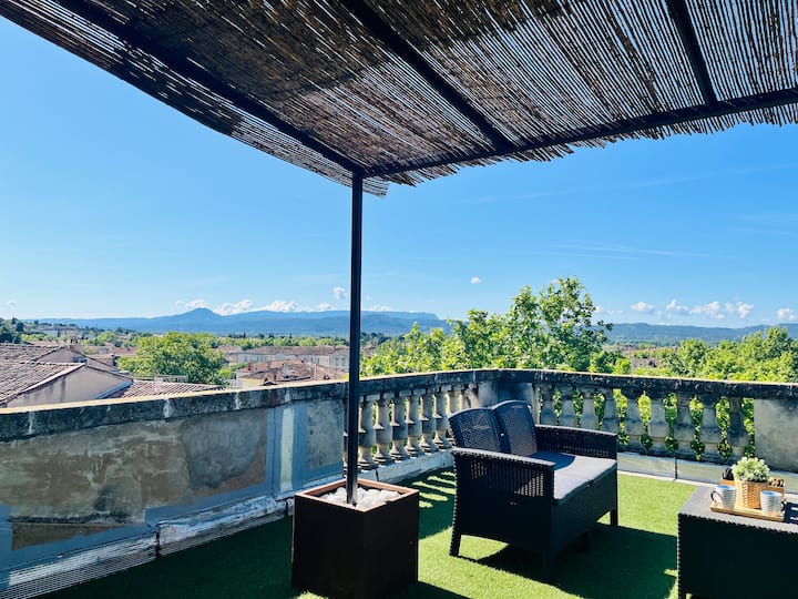 Studio Cosy Avec Sa Grande Terrasse, Centre Ville - Pertuis