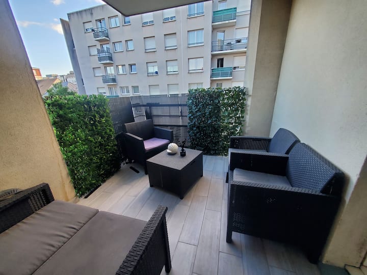 F3 - 2, 5 Ch-pkg - Terrasse 5p - Courbevoie