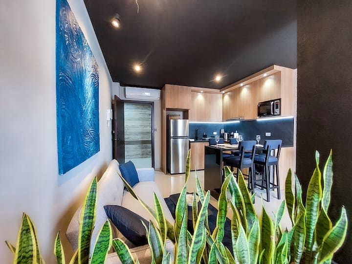 Aqua: Modern Loft & Private Balcony - Bolivia