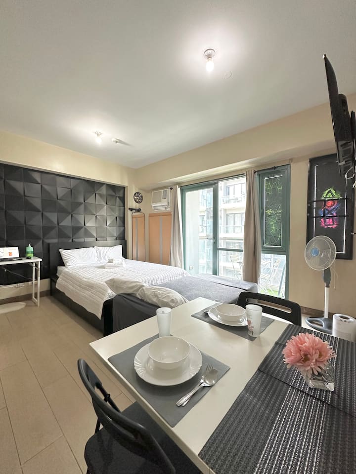 Gameverseph - Newport Two Palm Tree Across Naia T3 - Aéroport Ninoy Aquino (MNL)