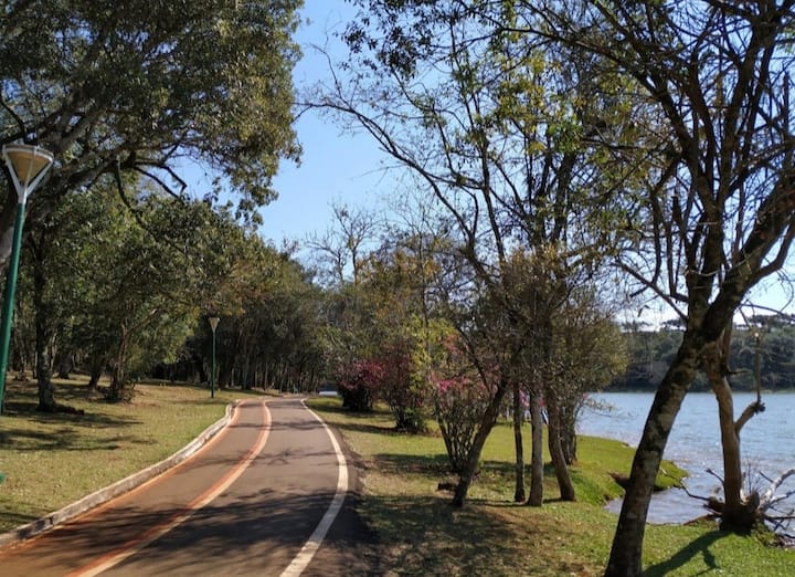 Casa Próxima Ao Lago Municipal - Cascavel