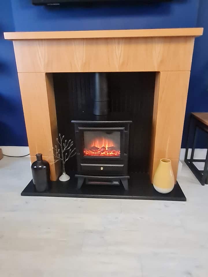 Stylish Open Plan House Large Garden Sleeps 4 - Nottingham