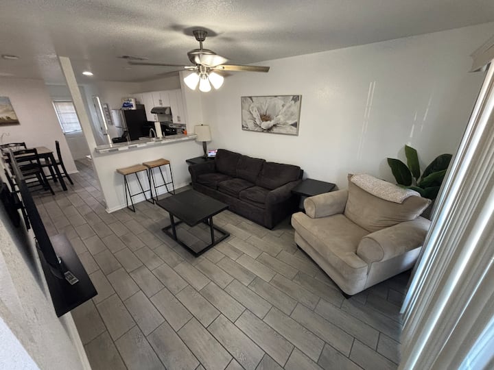 Charming, Spacious Apartment In Killeen! - Killeen, TX